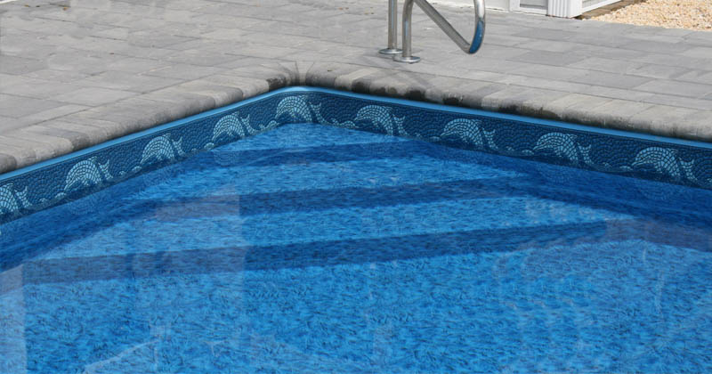 Corner Vinyl Over Steps | Royal Swimming Pools Corner Vinyl Over Steps | Royal Swimming Pools