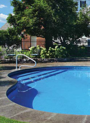 13'-9" Long 8'-6" Radius 3-Tread Step | Royal Swimming Pools