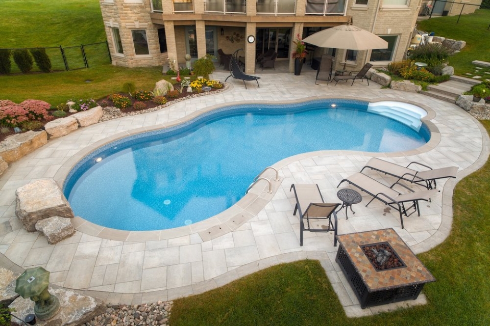 18 x 36 Deer Creek Swimming Pool Kit with 48 Steel Walls Royal Swimming Pools